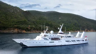 Inside the glamorous 1970s celebrity party yacht Lady Sarya built by a ...